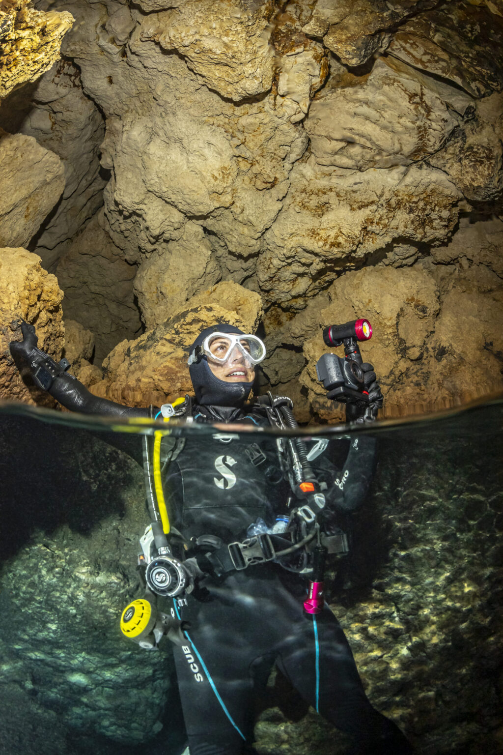 Micro 3.0 Underwater Camera – SeaLife Cameras